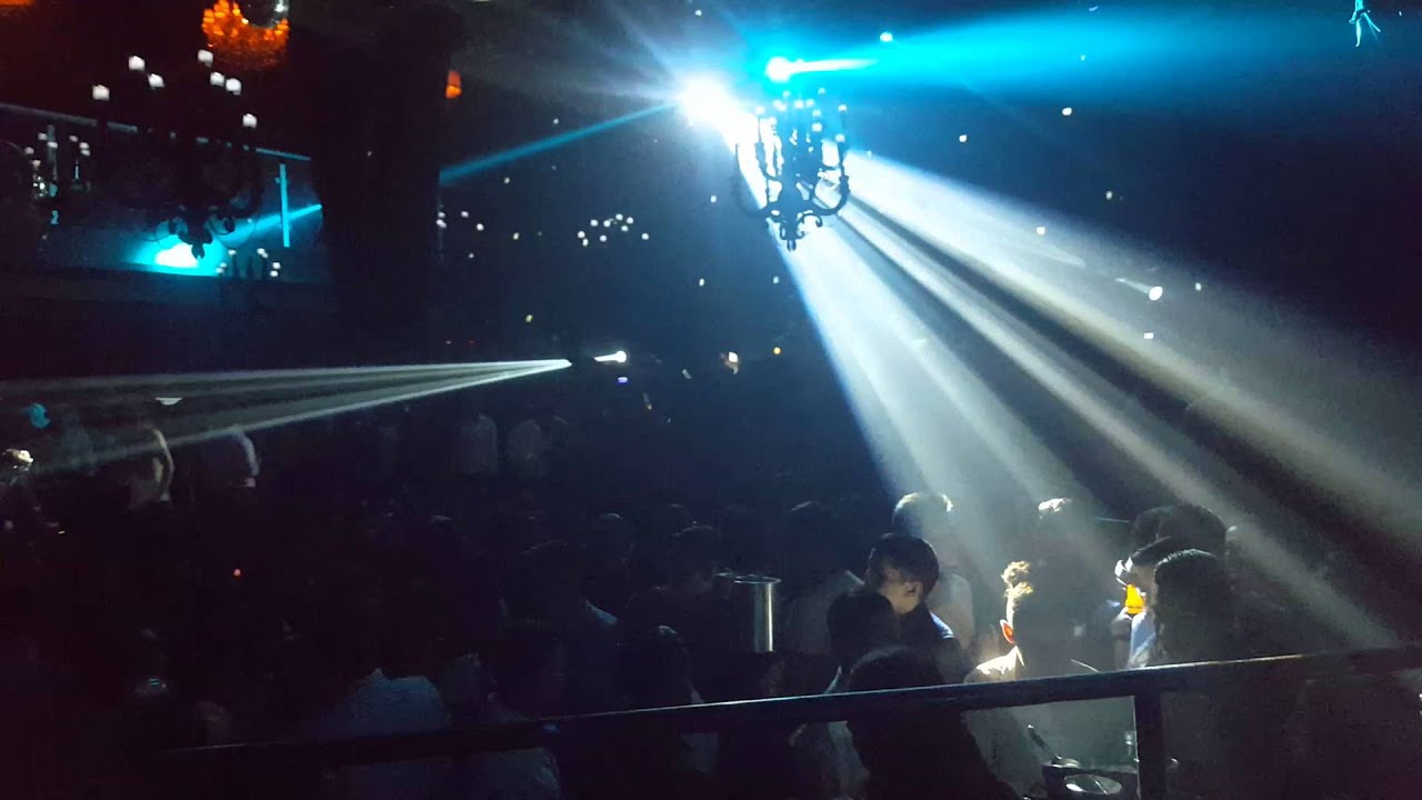 Dj Aron remix Love Yourself - YouTube