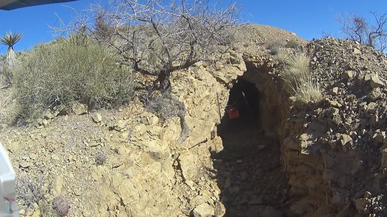 Exploring a Mine in Nelson Nevada - YouTube