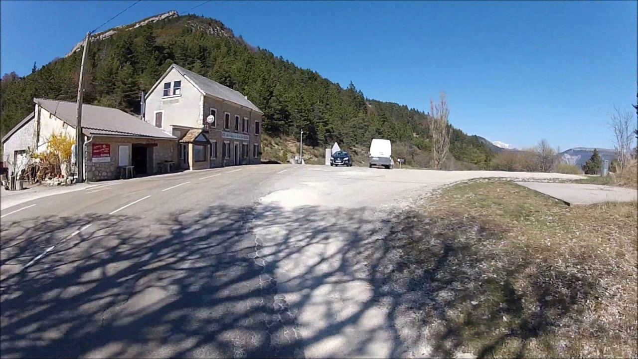 Saut de la Drome col de Cabre - YouTube
