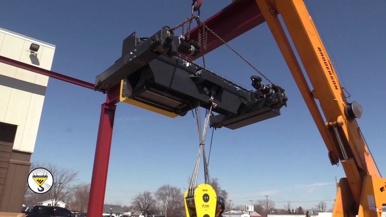 A Hoosier Crane Install In 30 Seconds - YouTube