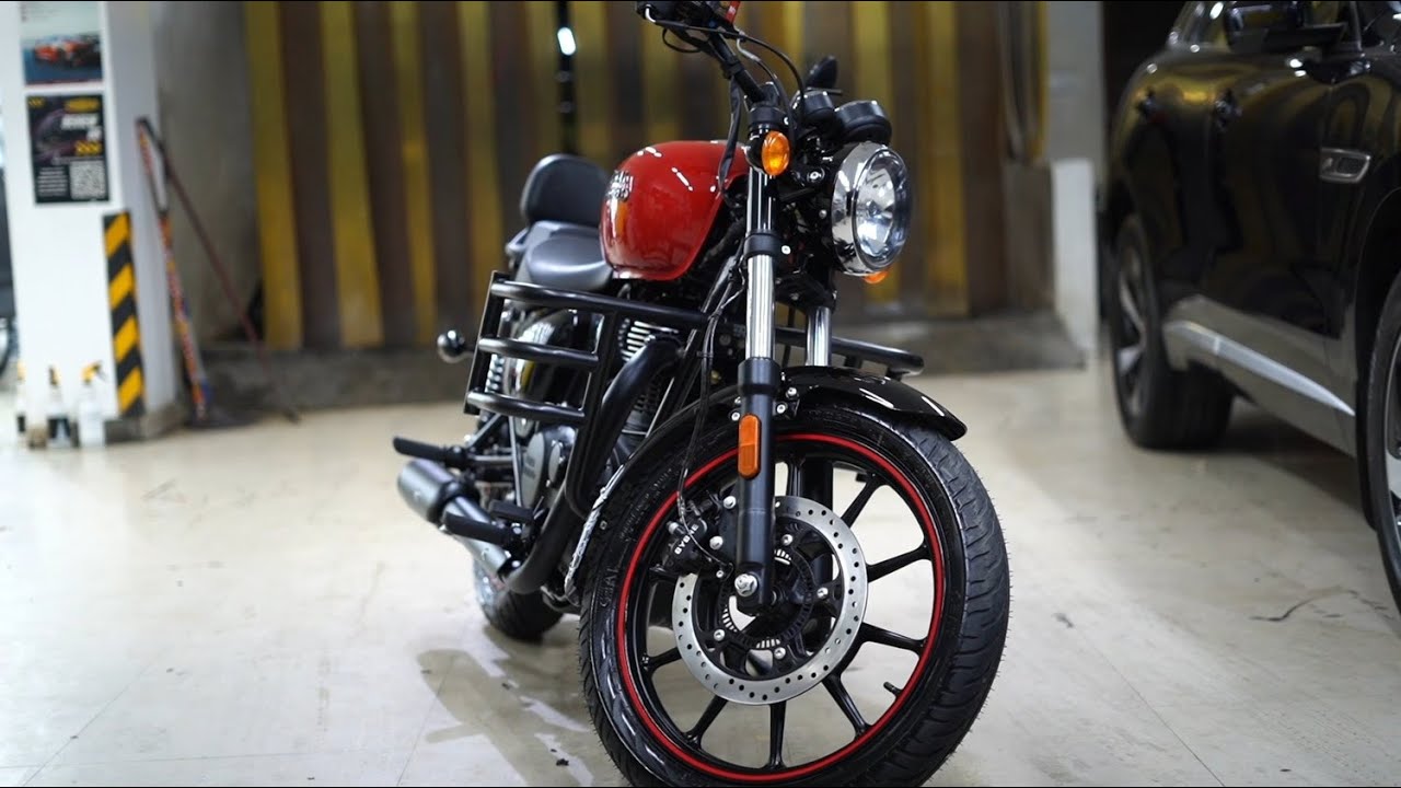 Royal Enfield Super Meteor PROTECTED WITH SELF HEALING PAINT PROTECTION ...