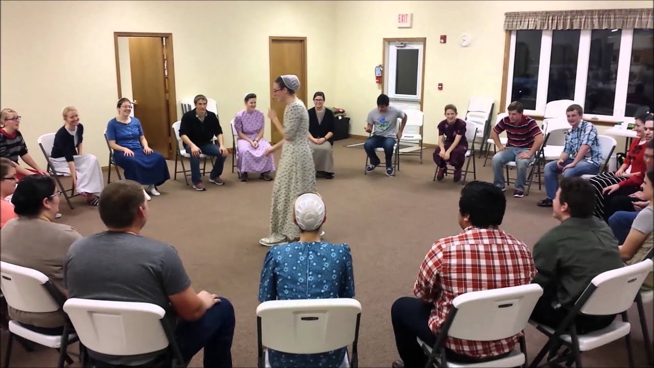 2016 Dunkard Brethren Bible School Game Time--"Train Wreck" - YouTube