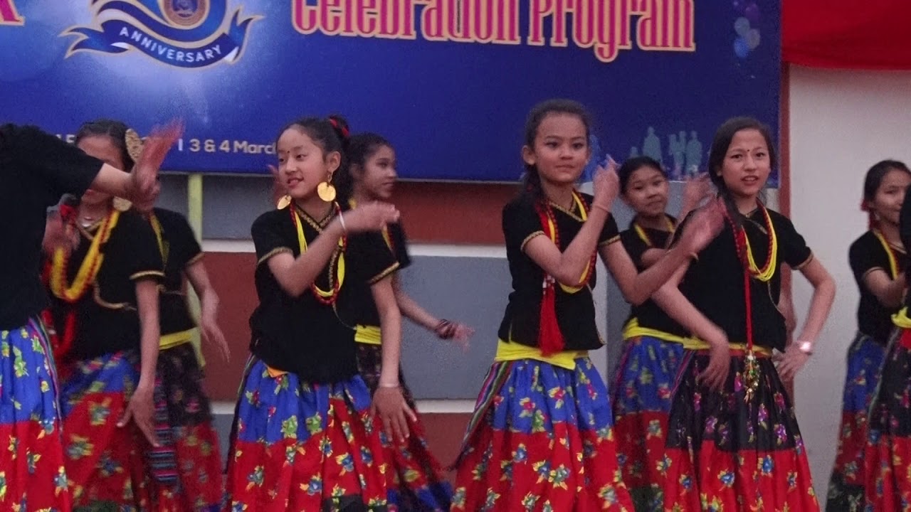 GRADE SEVEN GIRL'S DANCE PERFORMANCE ||GOLDEN FETE|| - YouTube