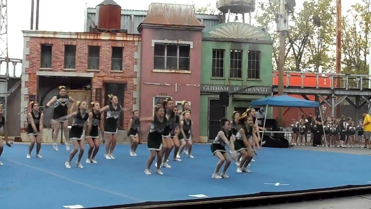 Six Flags Cheer Competition-1st Place Brick Mustangs Rec L4 - YouTube