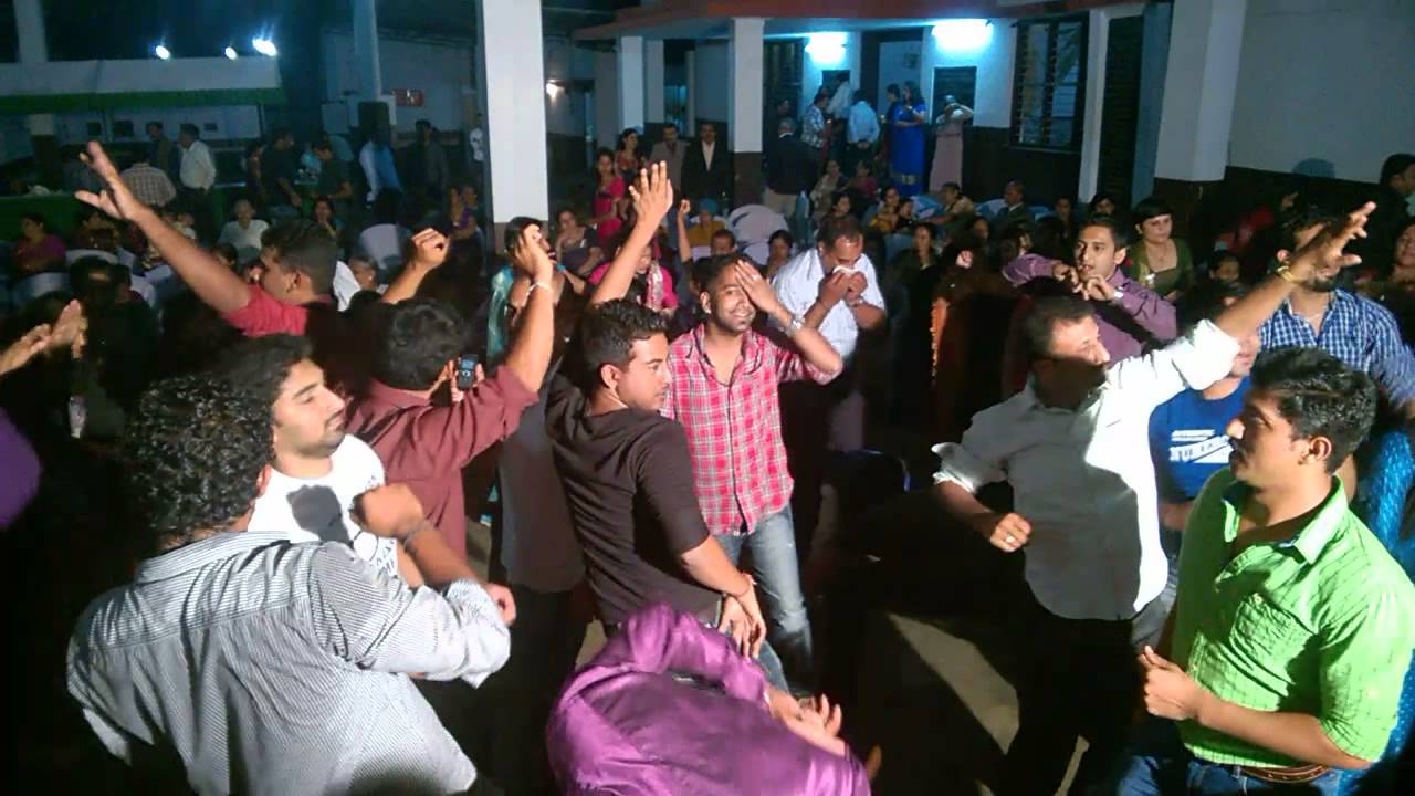 Coorg valaga dance - YouTube