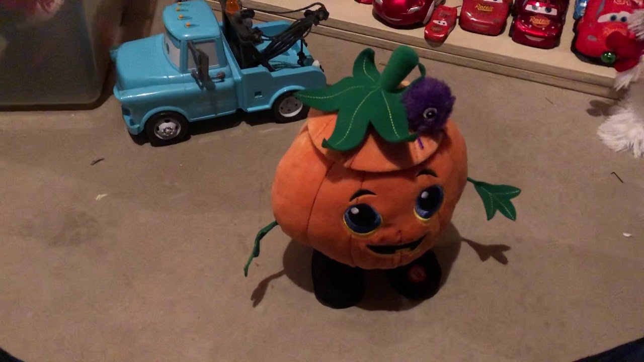 Hallmark 2018 cha cha slide pumpkin - YouTube