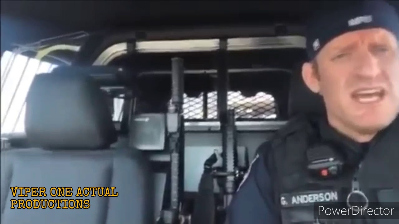 Must watch human cop - YouTube