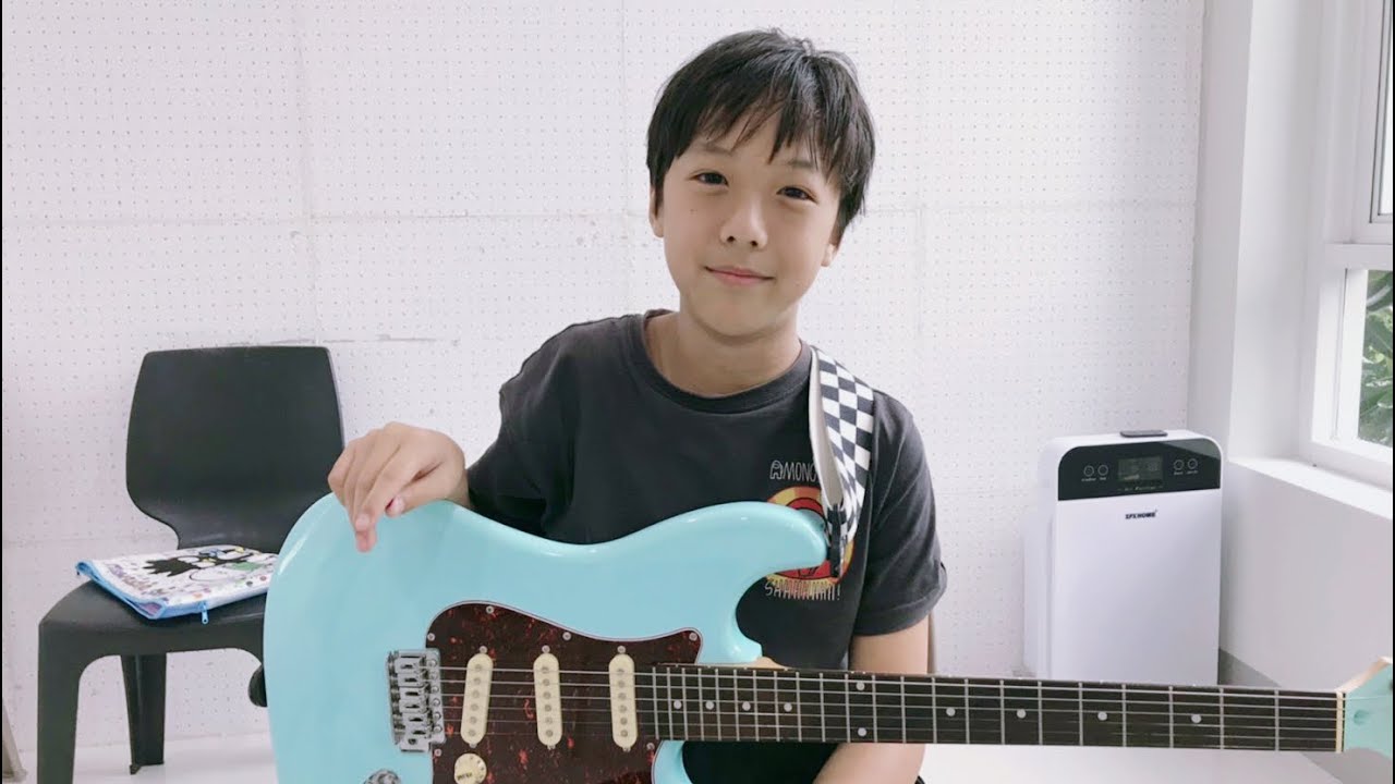 เผิงเผิงGuitar ฝึกเล่นเพลง Double life (Pharrell Williams) ฝึกสลับการ ...