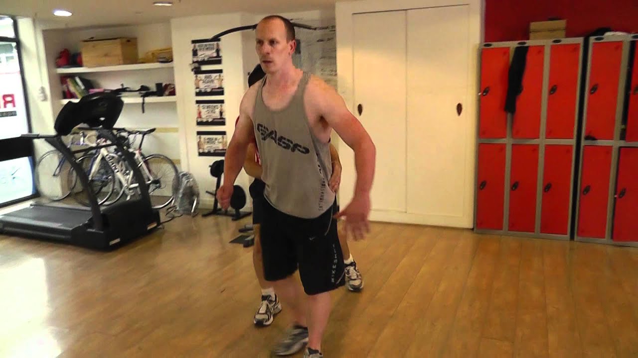 Cross Lunge - YouTube