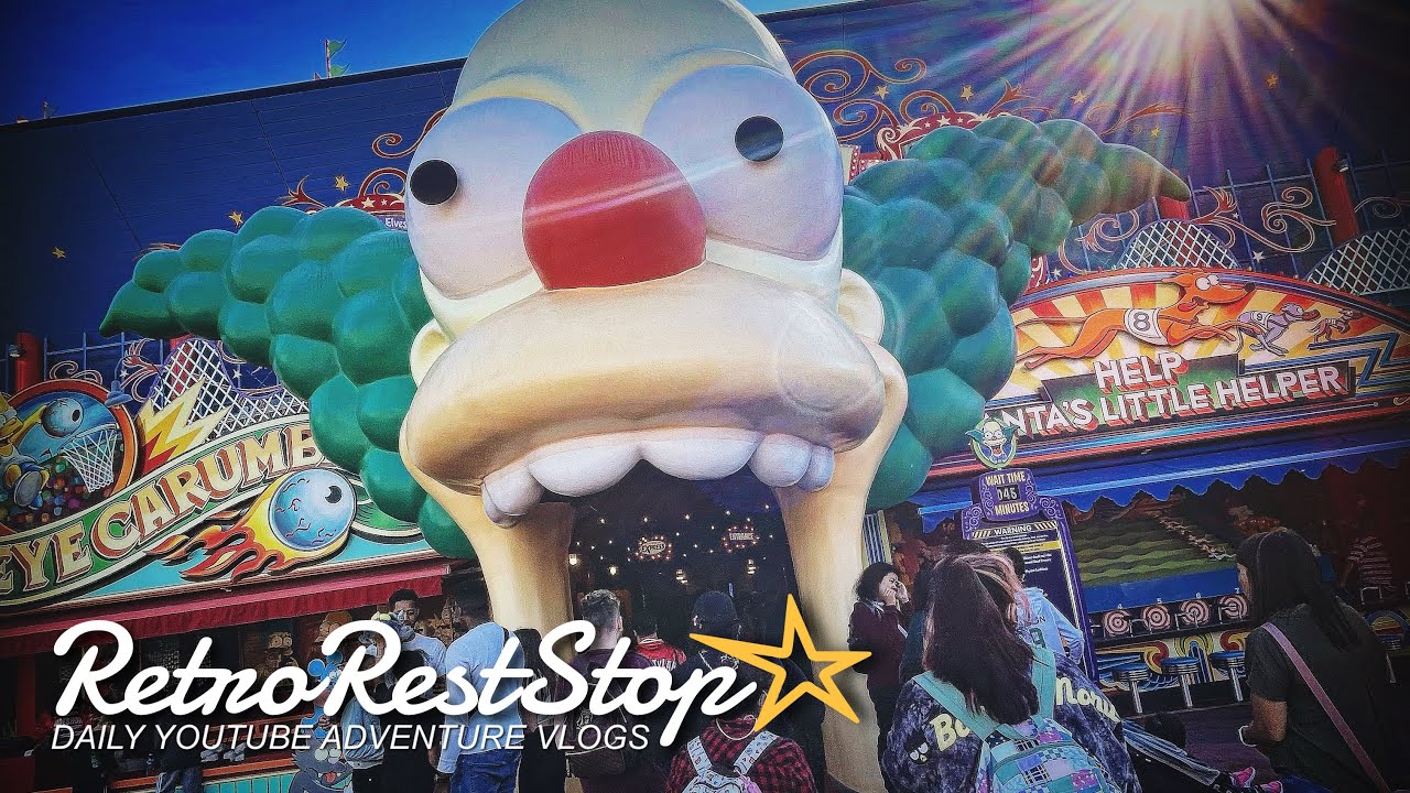 Walking Though The Simpsons Town Of Springfield At Universal Studios ...