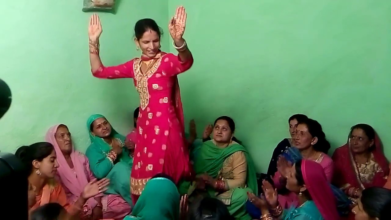 राधा नचदी आए रे मेरा शाम बुलाए || Beautiful Ladies Pahari Dance on ...