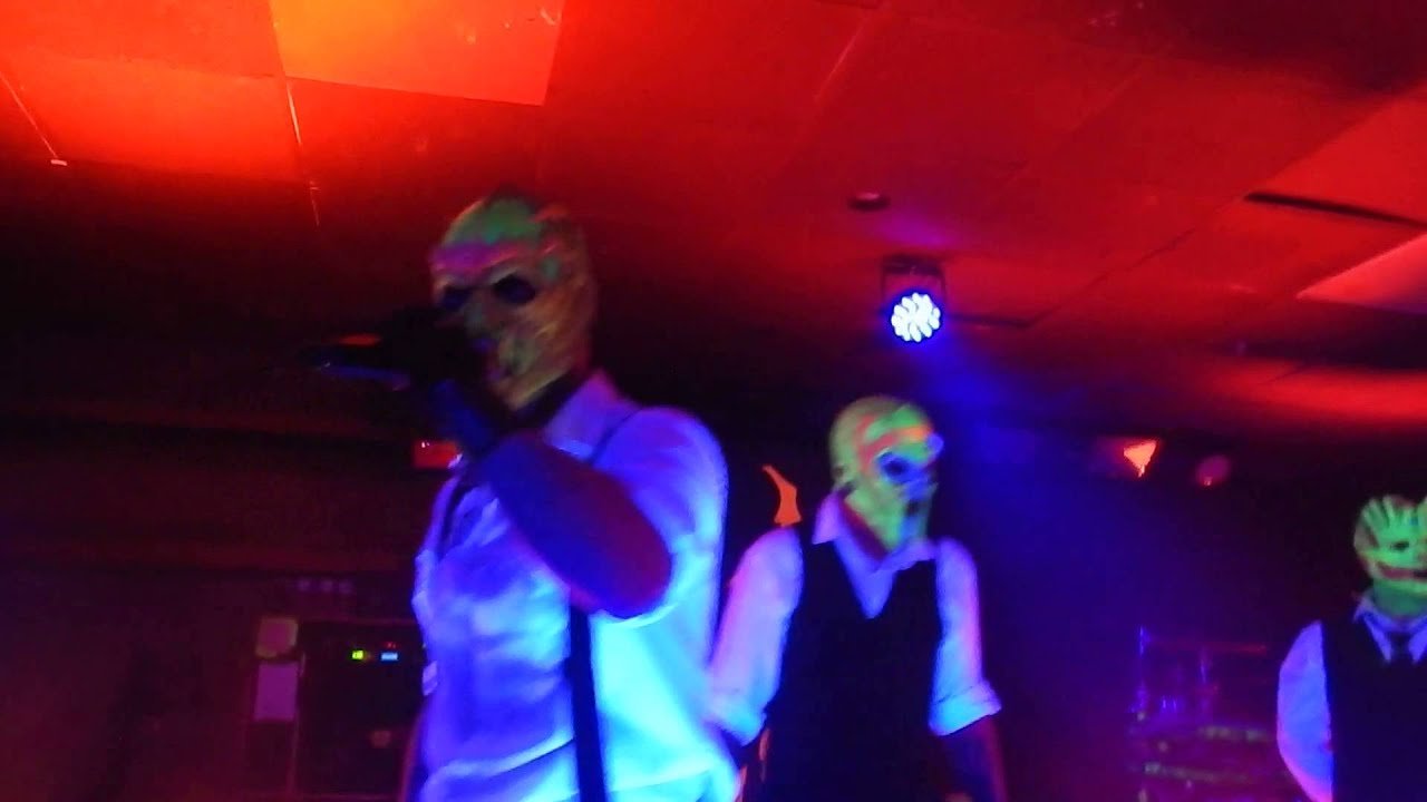 Mushroomhead Qwerty(Live 1/13/15) - YouTube