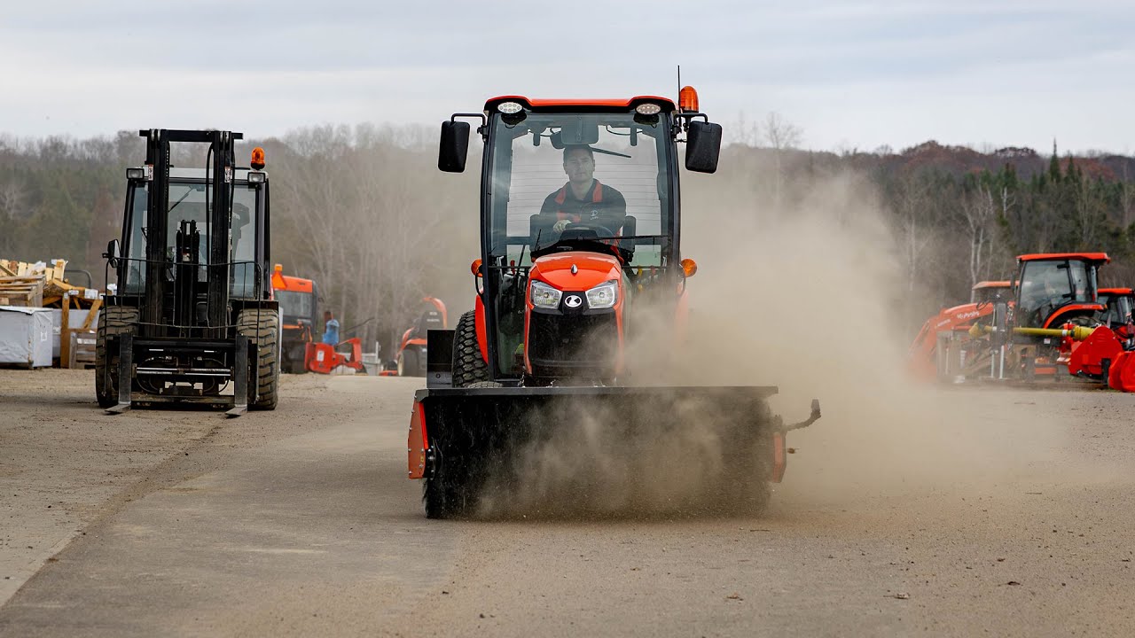 Front Sweeper On a Kubota LX2610! - YouTube