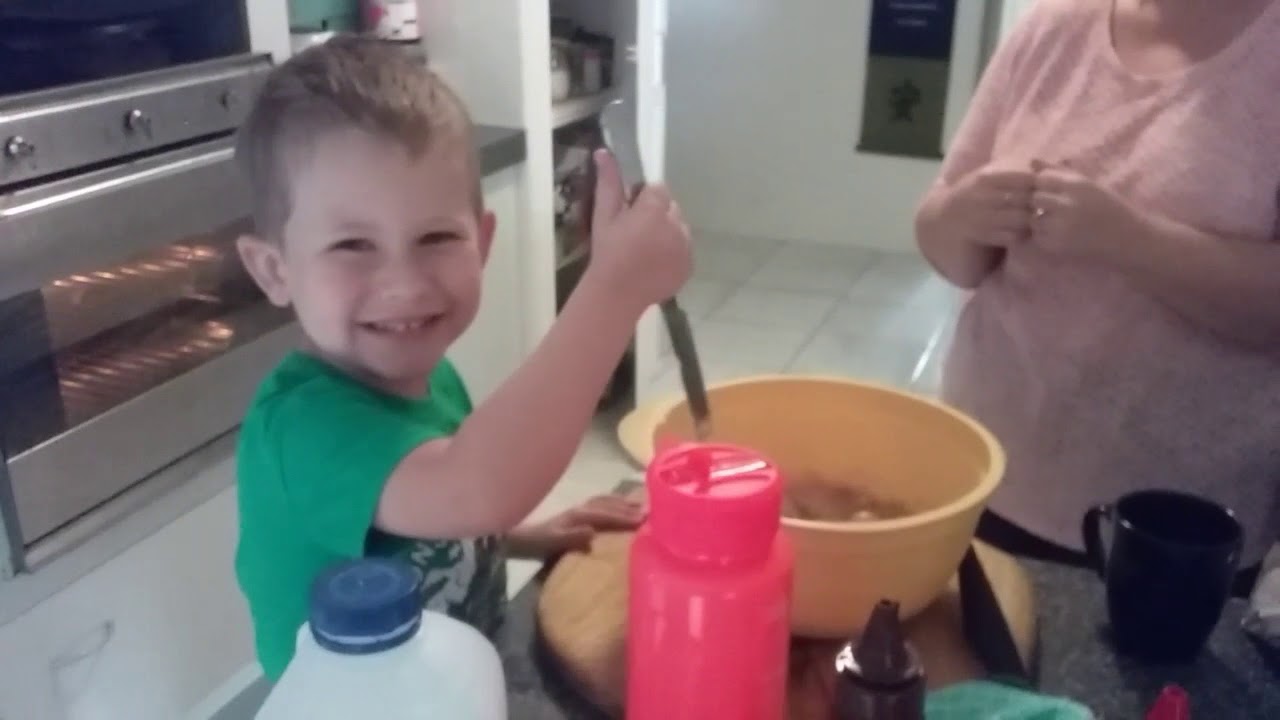 Hayes faulkner cooking show for y.k.t.r - YouTube