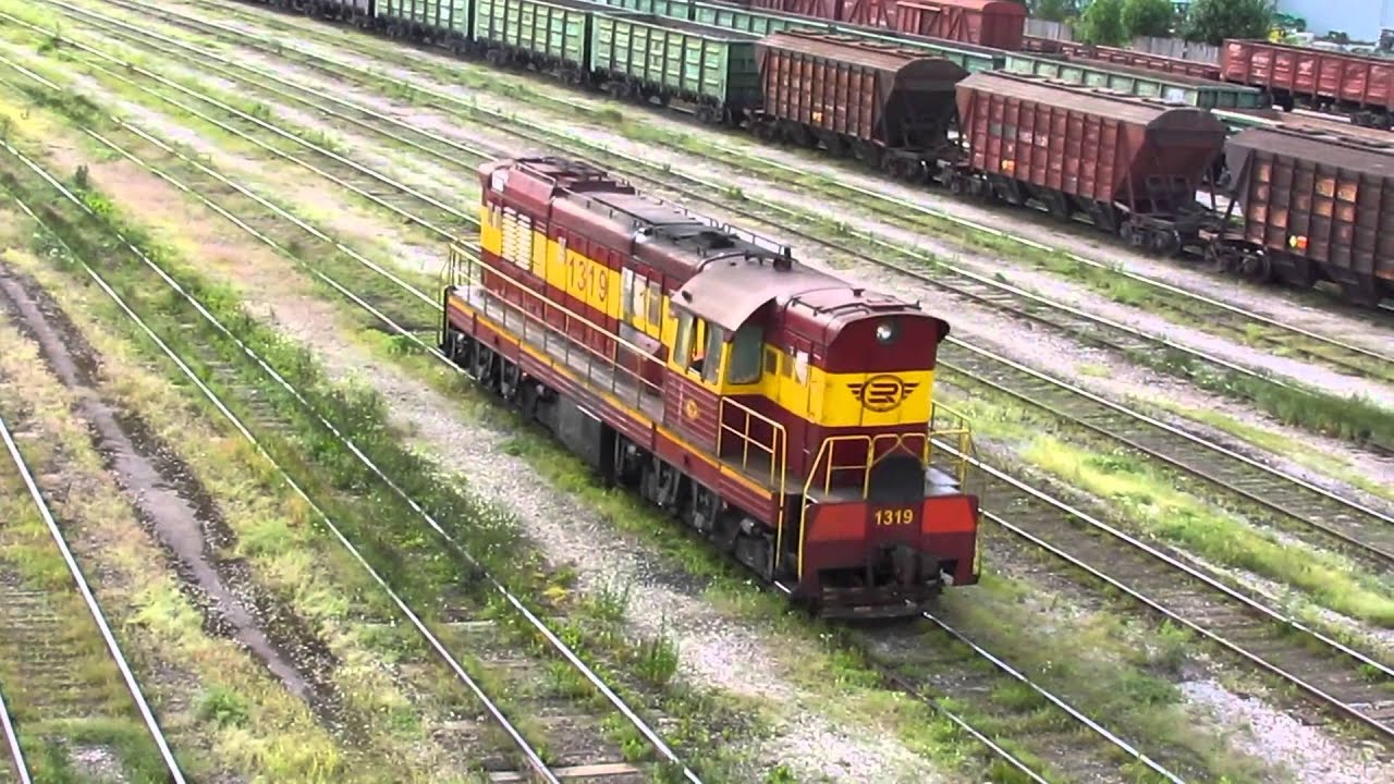 3 1319 ChME3 1319 Diesel Locomotive With 3-1319-chme3-1319-diesel-locomotive-with