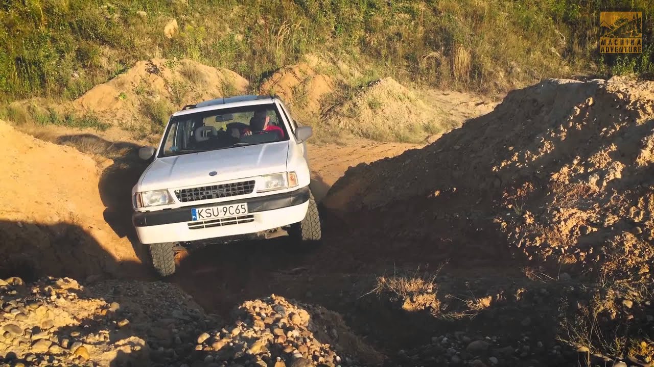 Opel Frontera off road - Machina Adventure - YouTube