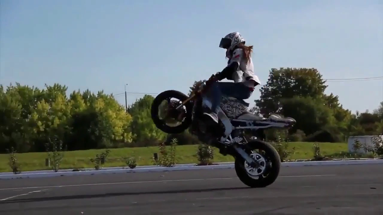 Thicc girls motorcycle compilation 2018 - YouTube