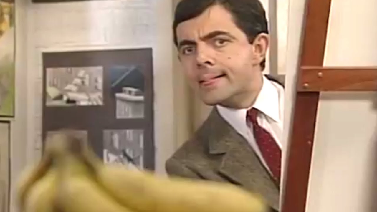 Artsy Bean | Funny Clips | Mr Bean Official - YouTube