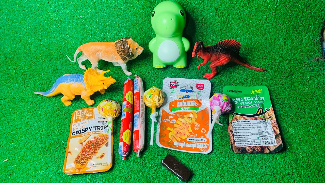 Satisfyin asmr candy , chocolate - YouTube