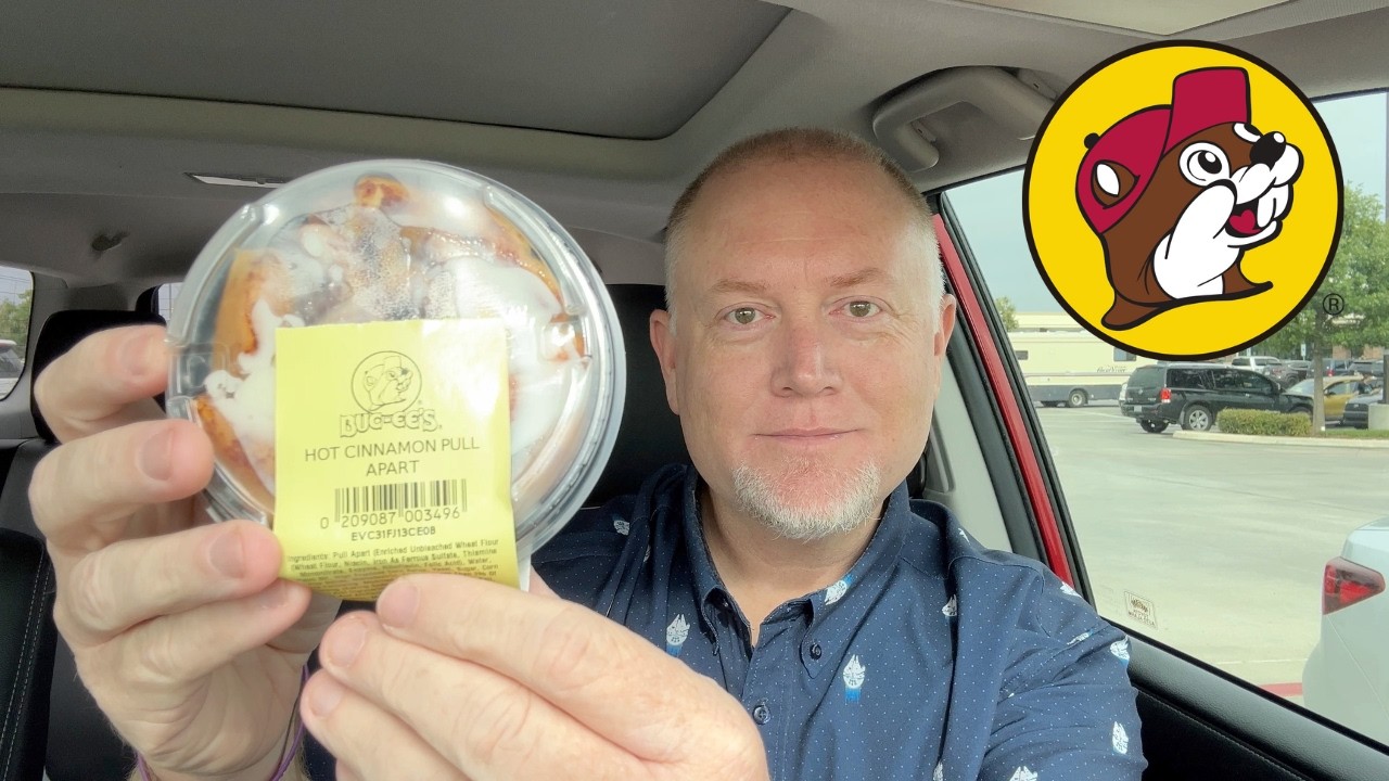 Buc-ee's NEW Hot Cinnamon Pull Apart & Super Breakfast Taco Review ...