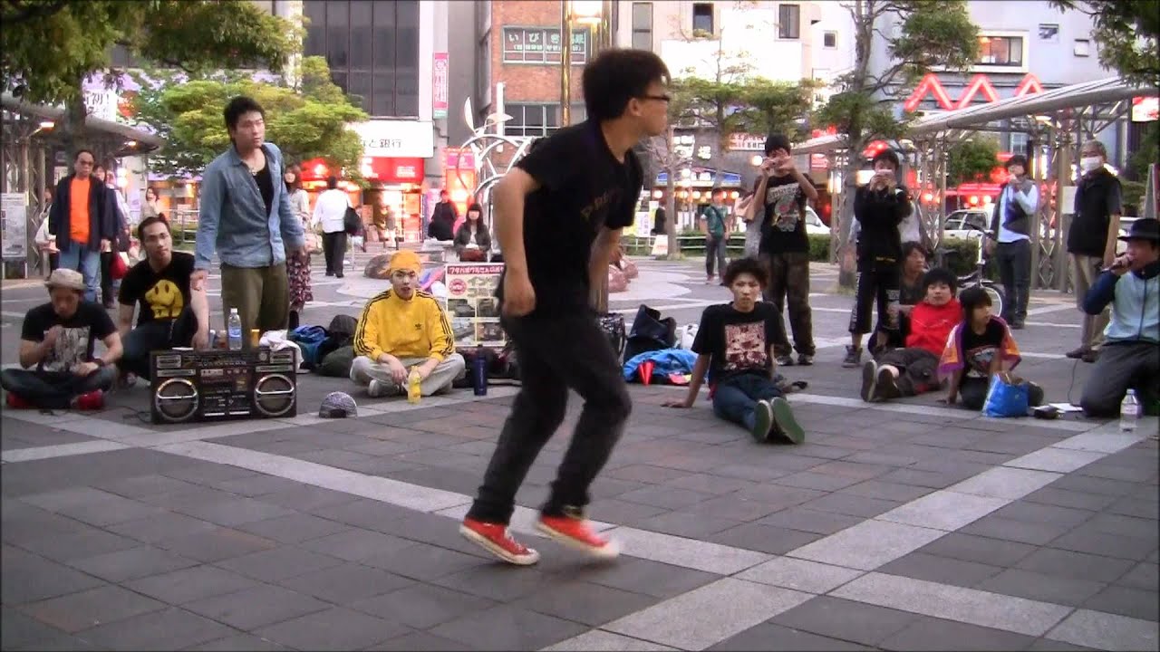 AKASHI STREET Ⅱ - YouTube