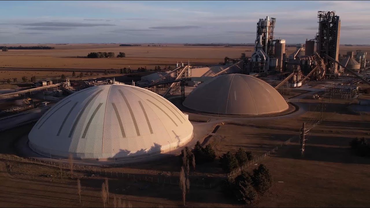 Loma Negra Institucional 2023 - YouTube