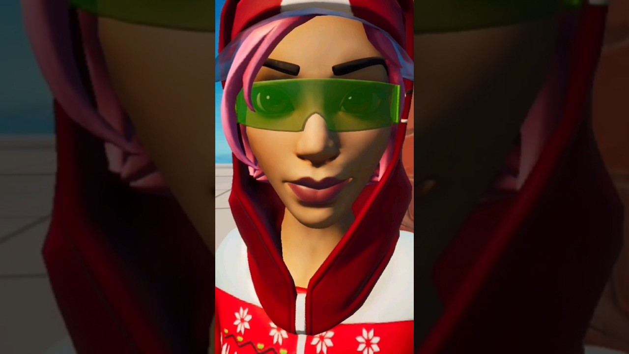 Pickle got games on his phone ( Fortnite ) - YouTube