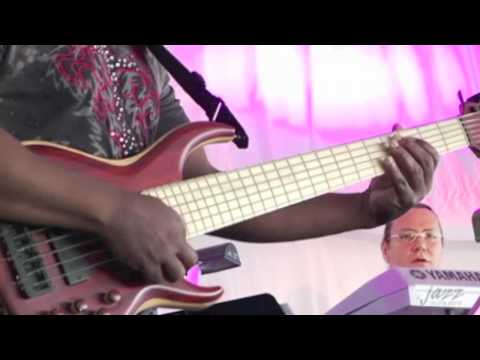 Andrew Gouche Bass Solo (Jazz on the Pond)
