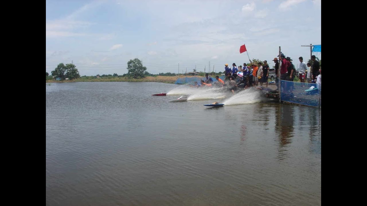 Rc Deep V Power Boat Race 26cc - YouTube