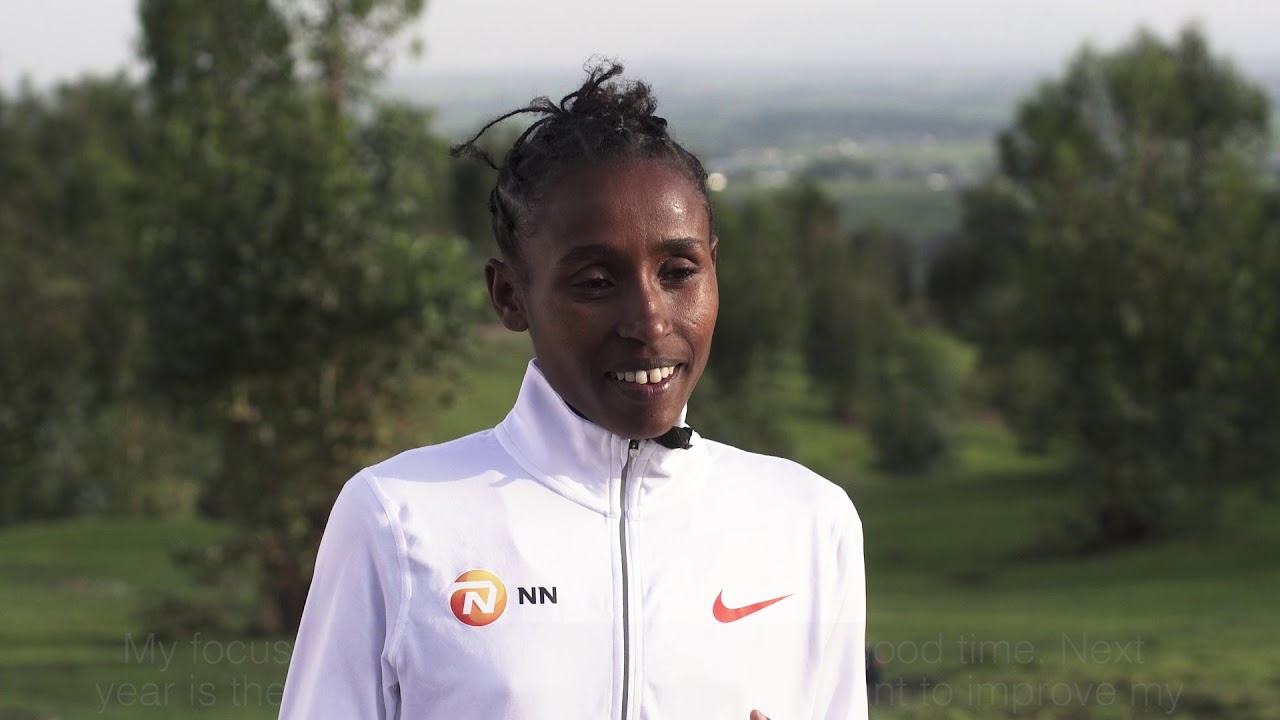 TCS Amsterdam Marathon - Tadelech Bekele - YouTube