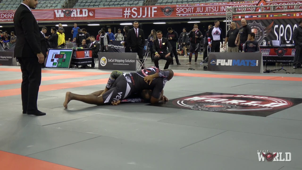 MUHAMAD JAUNBOCUS VS BRIAN FUERY - YouTube