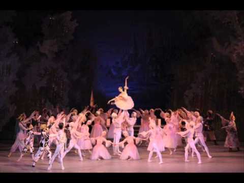 Ballet music: KIROV-MARIINSKY VERSION of Masha (Sugar Plum Fairy)'s variation from Nutcracker