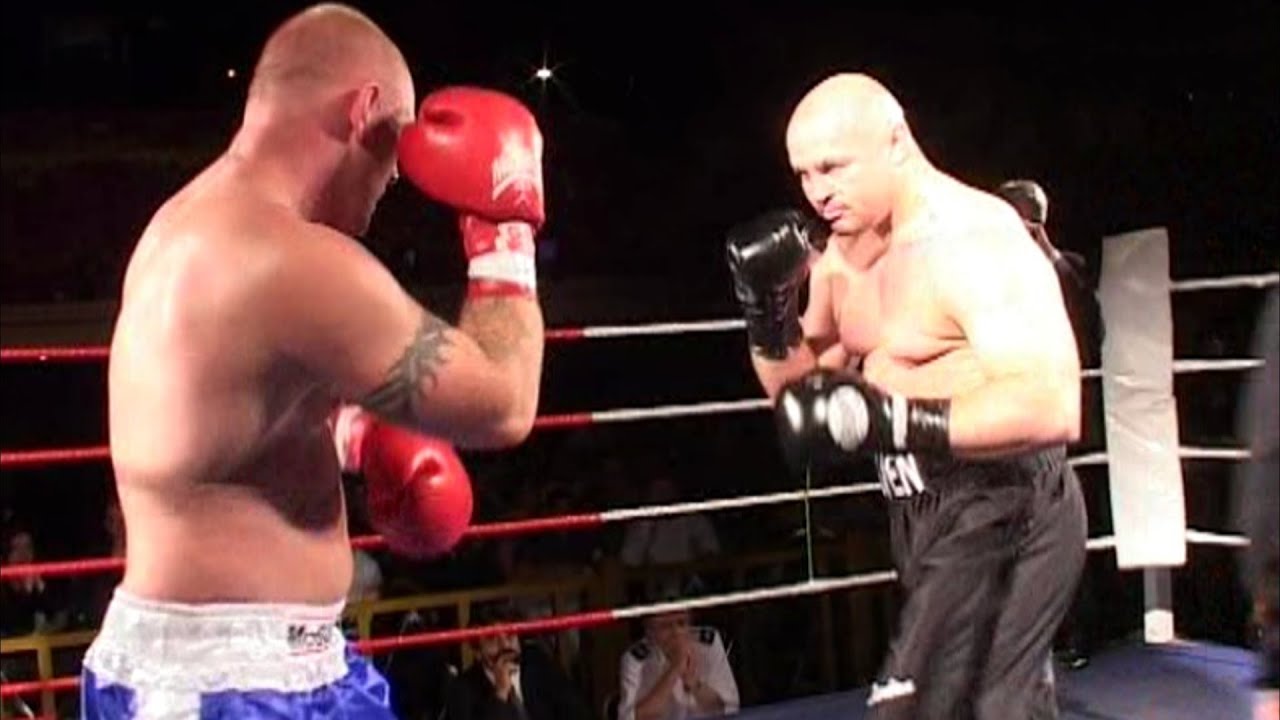 Classic Unlicensed Boxing - Gary Firby v Sven Hamer - Caesars - YouTube