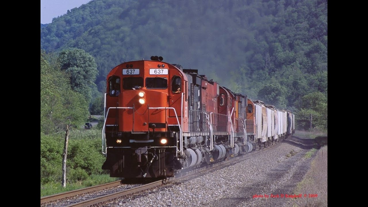 Alcos battle 2 1/2% Keating Summit grade, 6 06 09 - YouTube