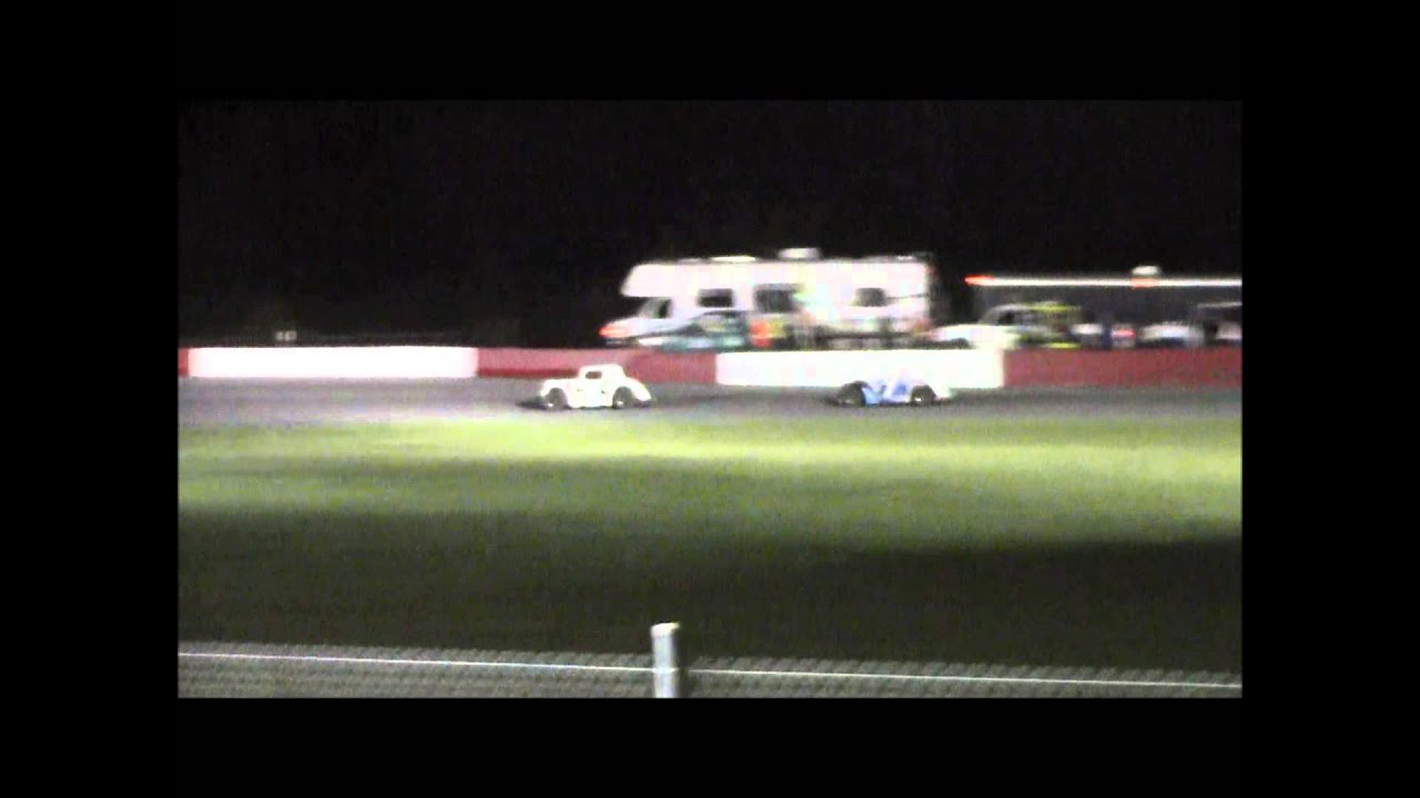 Legends Car Racing July 31 Capital City Speedway Ottawa - YouTube