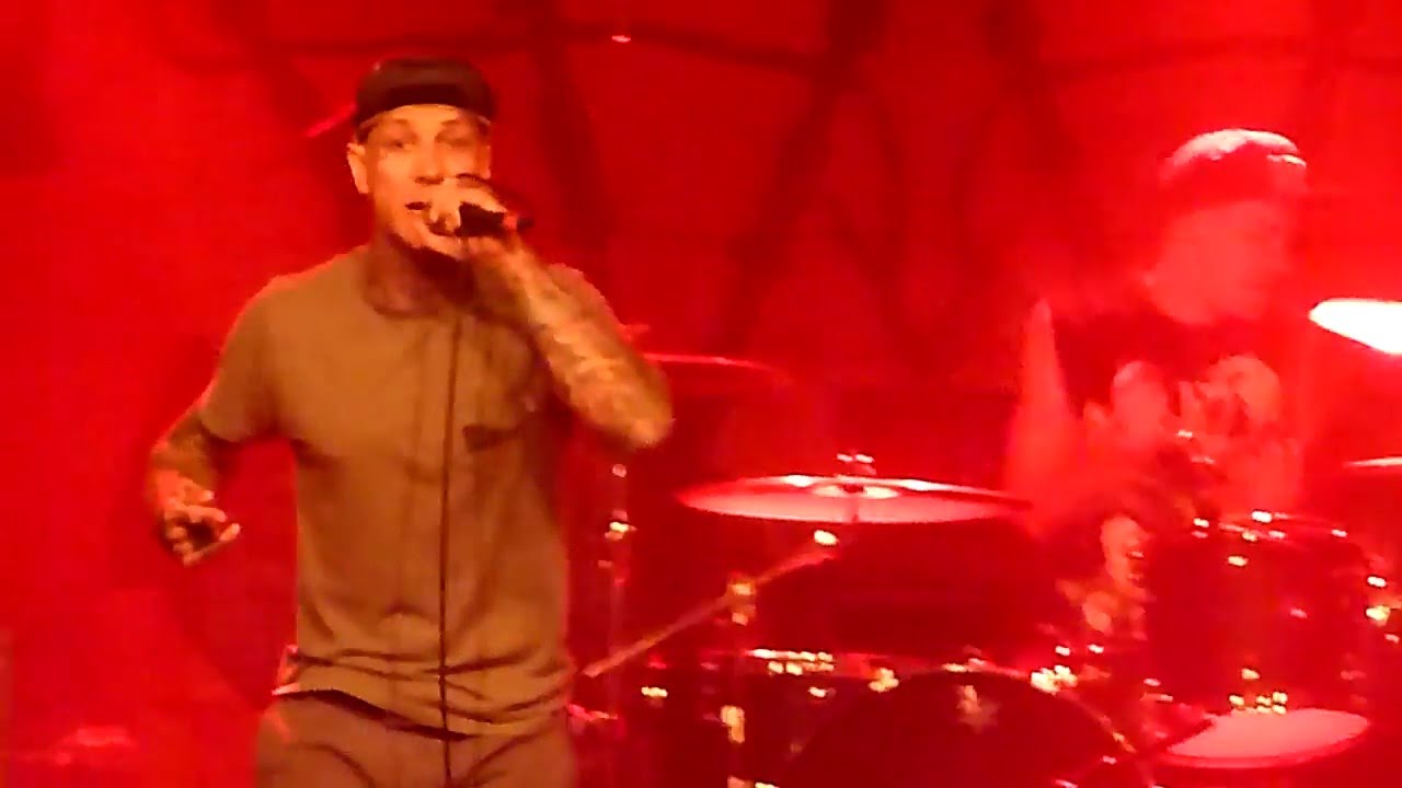 Pipes and Pints - The Gael - Last of the Mohicans Theme- Live @ Punk ...