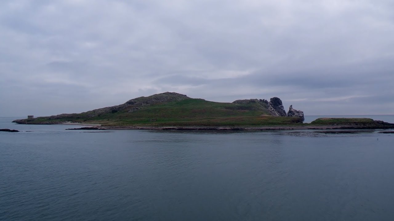 Garland of Howth − one of four precious early Irish manuscripts ...