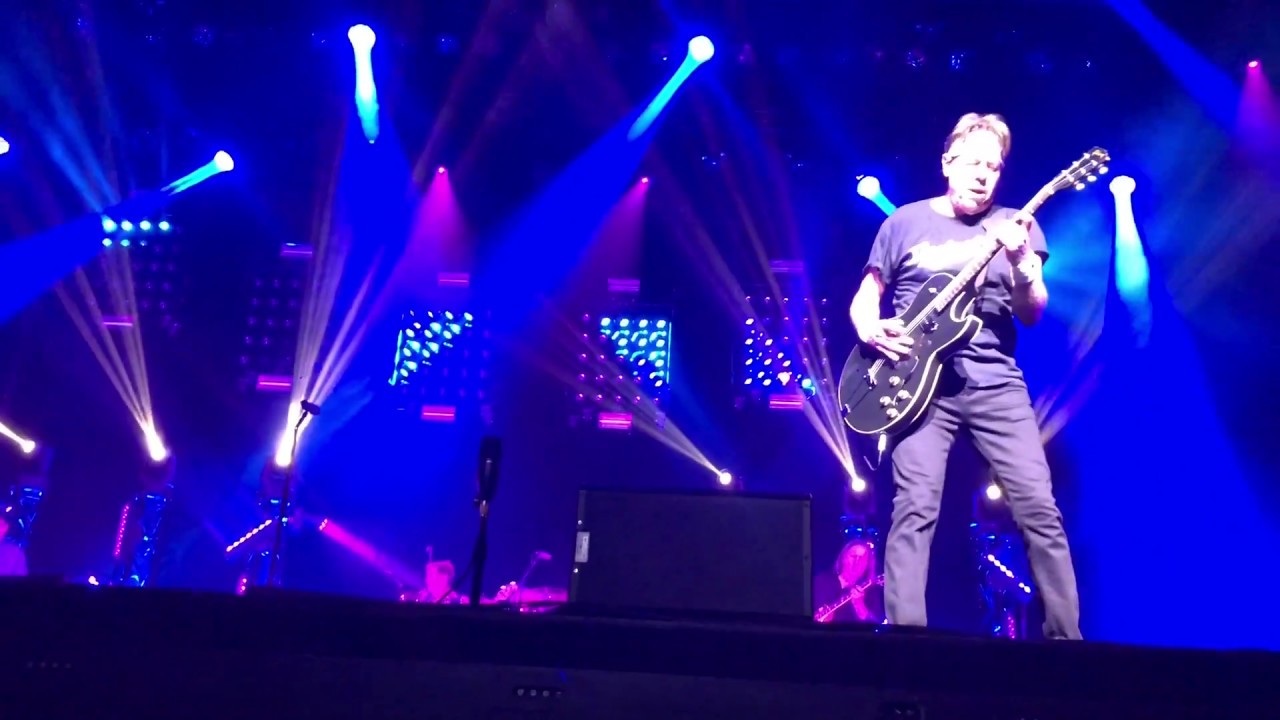 George Thorogood - Live in Montreal 2018 (Night Time) - YouTube