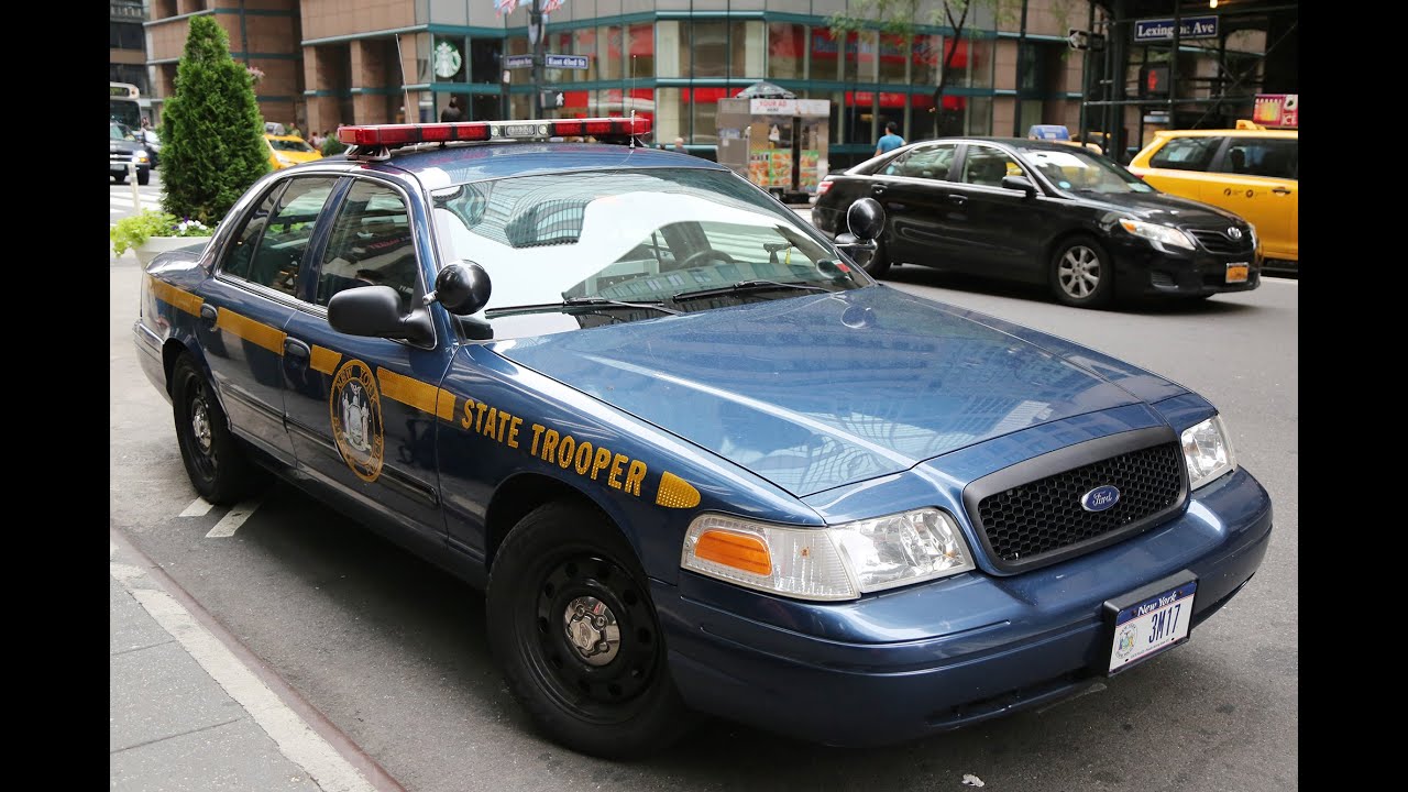 Walking by New York State Police Crown Victoria - YouTube