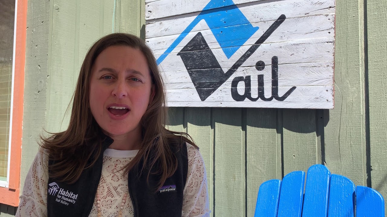 At home w/ Habitat for Humanity's Elyse Howard - YouTube