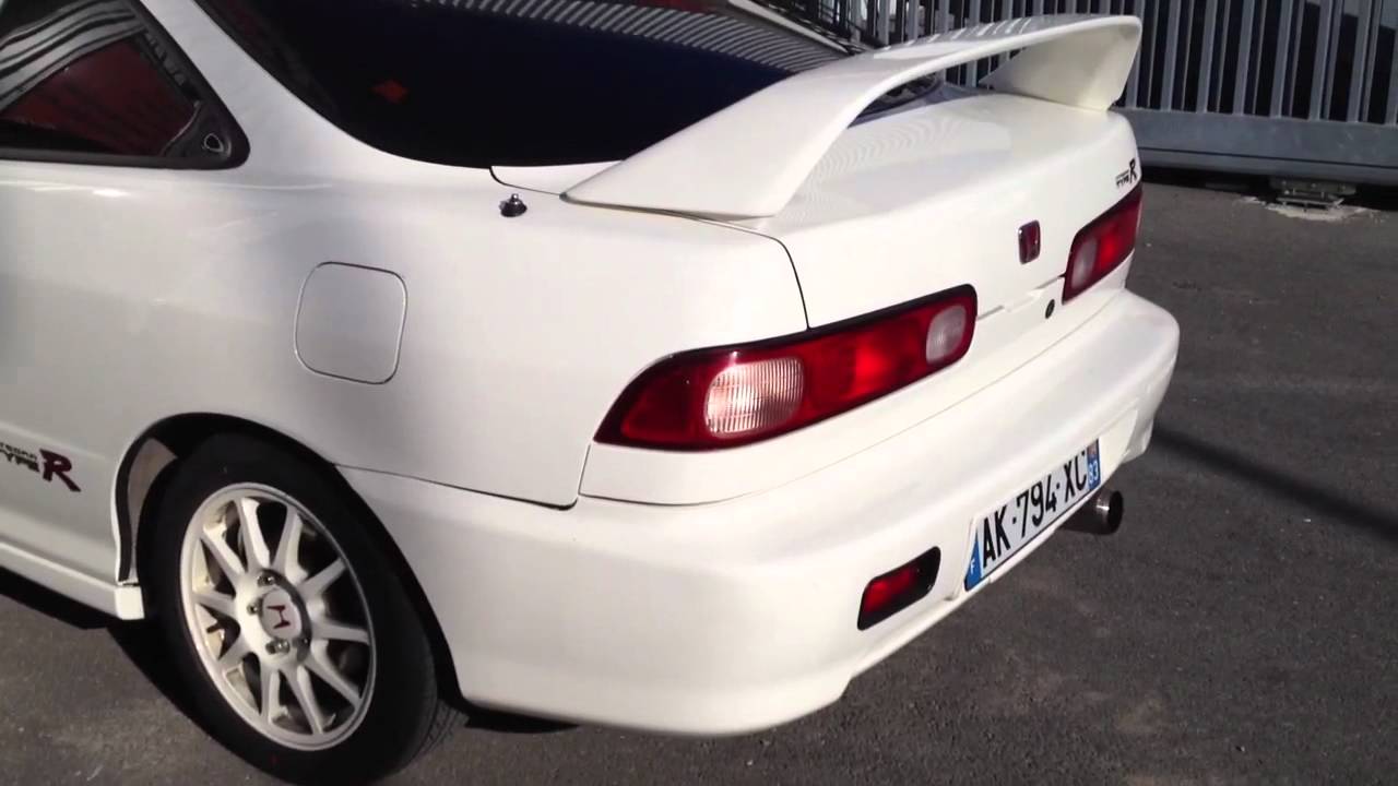 HONDA INTEGRA TYPE R - YouTube