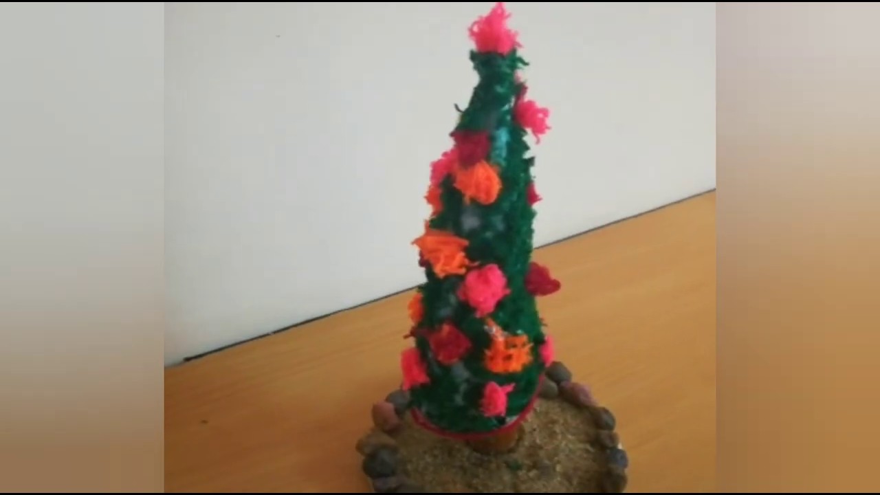 How to make Christmas Tree 🎄 From Woolen /Woolen Christmas Tree - YouTube
