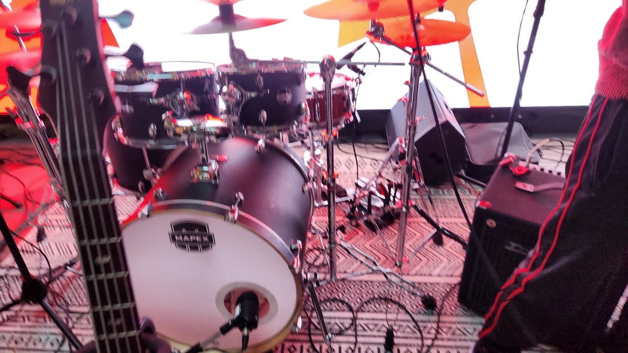 Teray Bina cover ft neil joseph drums - YouTube