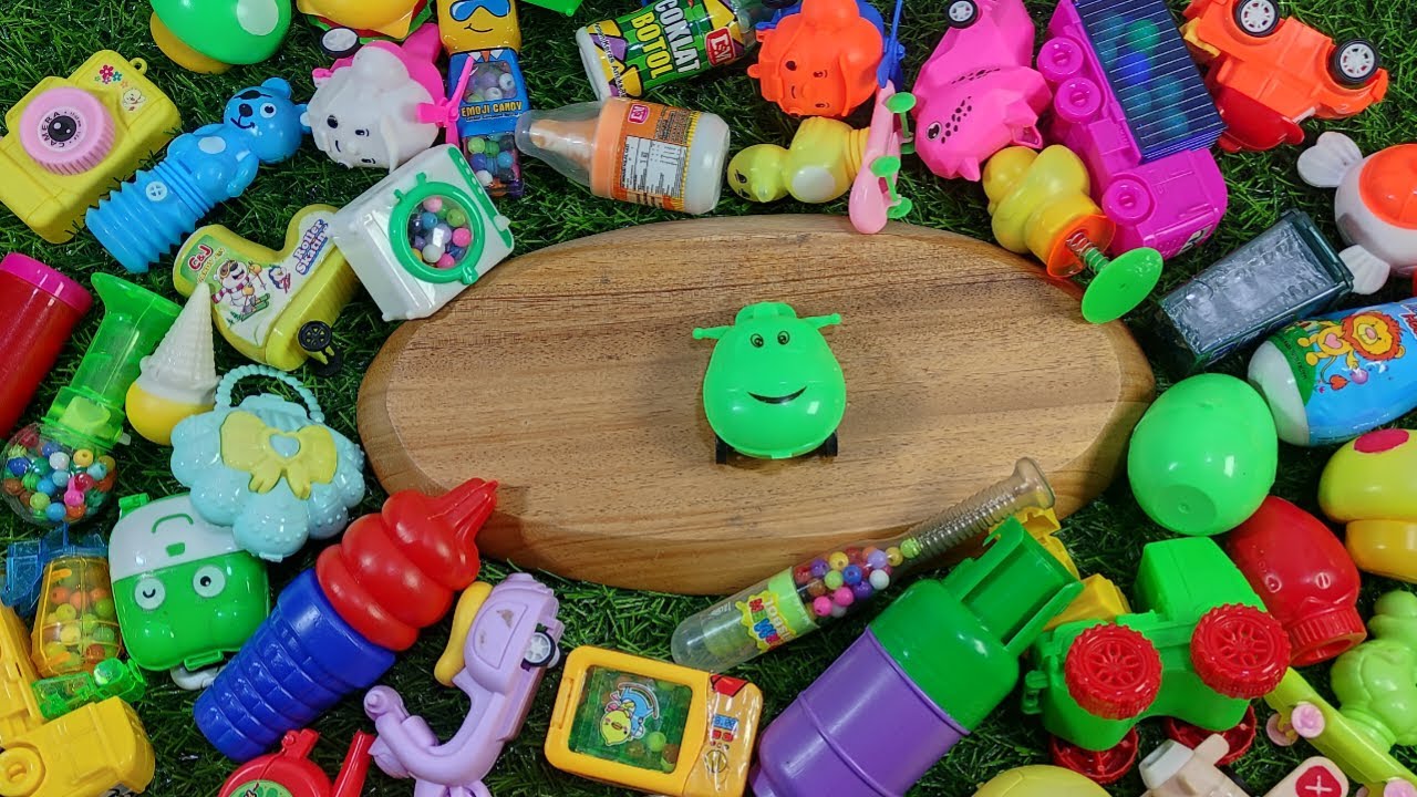 Asmr Character Candy Containers Various Colors, there are mini ...