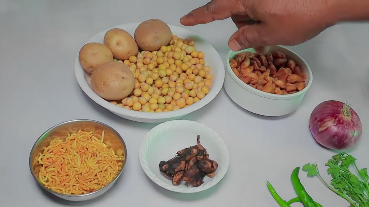 Restaurant Style Aalu Nimki Chaat | आलु निम्की | Street Food Aalu Nimki ...