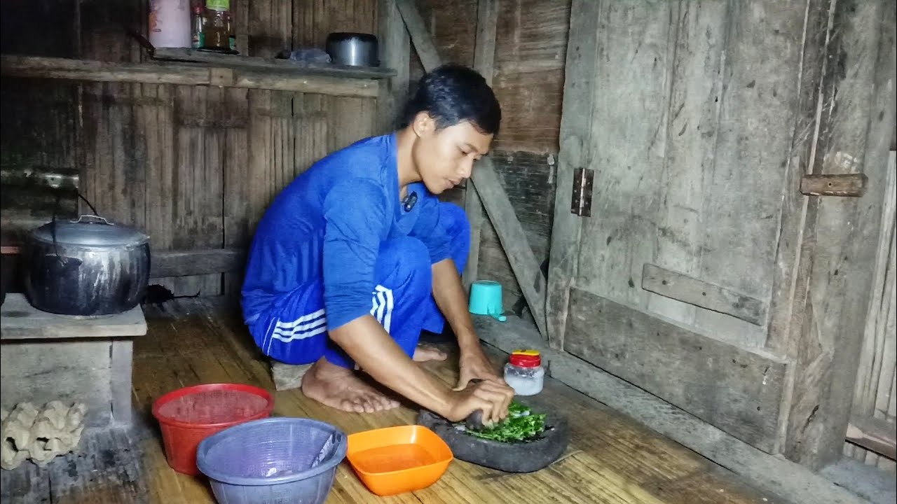 Menu Buka Puasa Dikebun, Sambel Jengkol + Daun Seladah Air Rebus ...