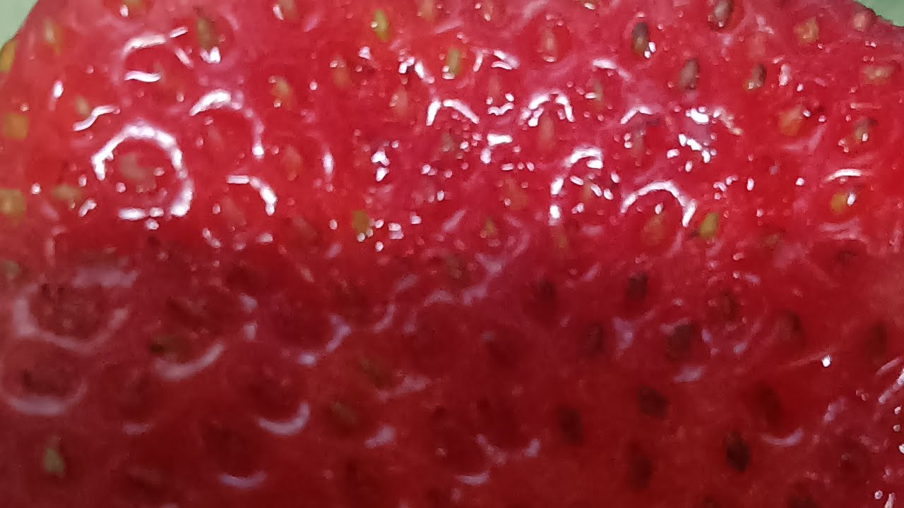 Peeling in cutting strawberry 🍓🍓#strawberry#sweet#shorts - YouTube