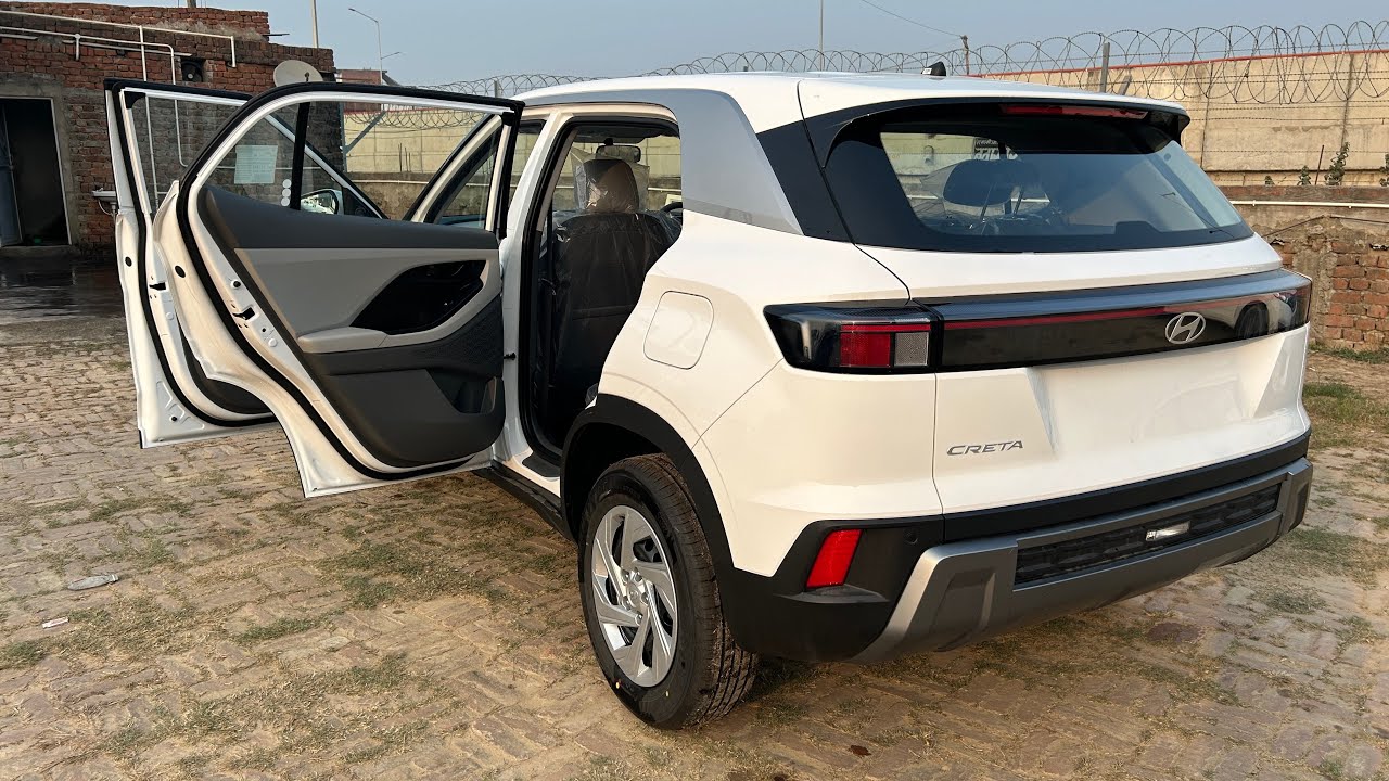 Hyundai Creta E 2025 Model | Base Model Features, Finance, Interior On ...