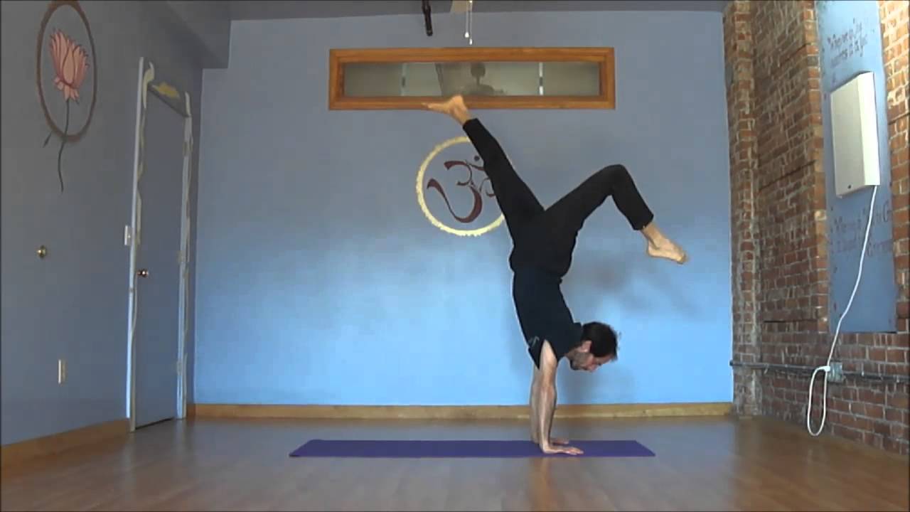 Advanced balance play - YouTube