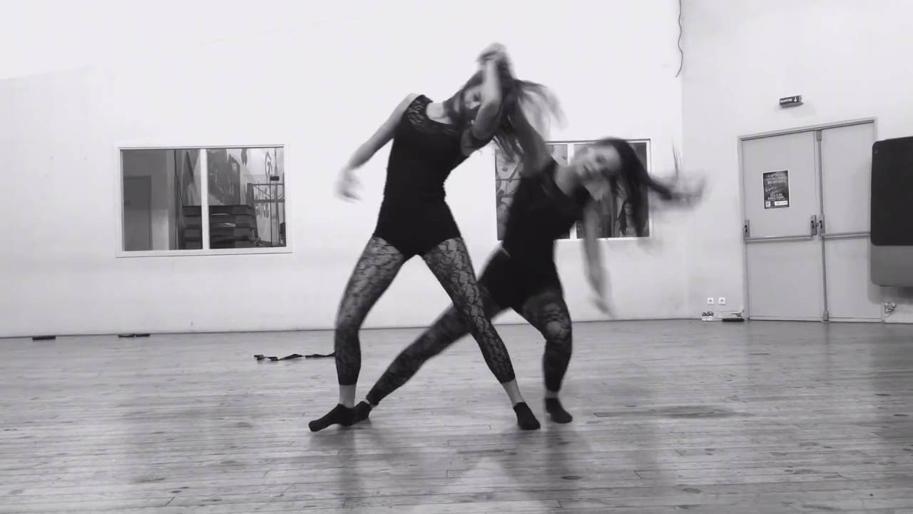 Duo dance - I'd love to change the world │JETTA - YouTube